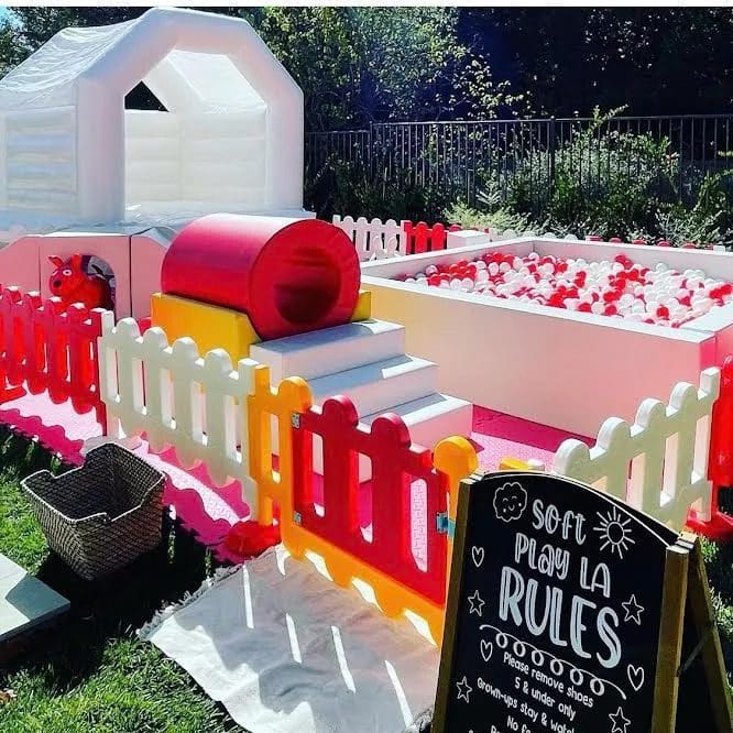 Puppet love | Soft Play LA