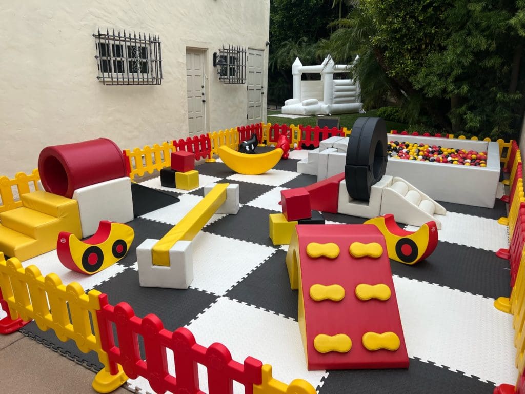 Mega Mickey/Cars (Bouncer Not Included) – Soft Play LA